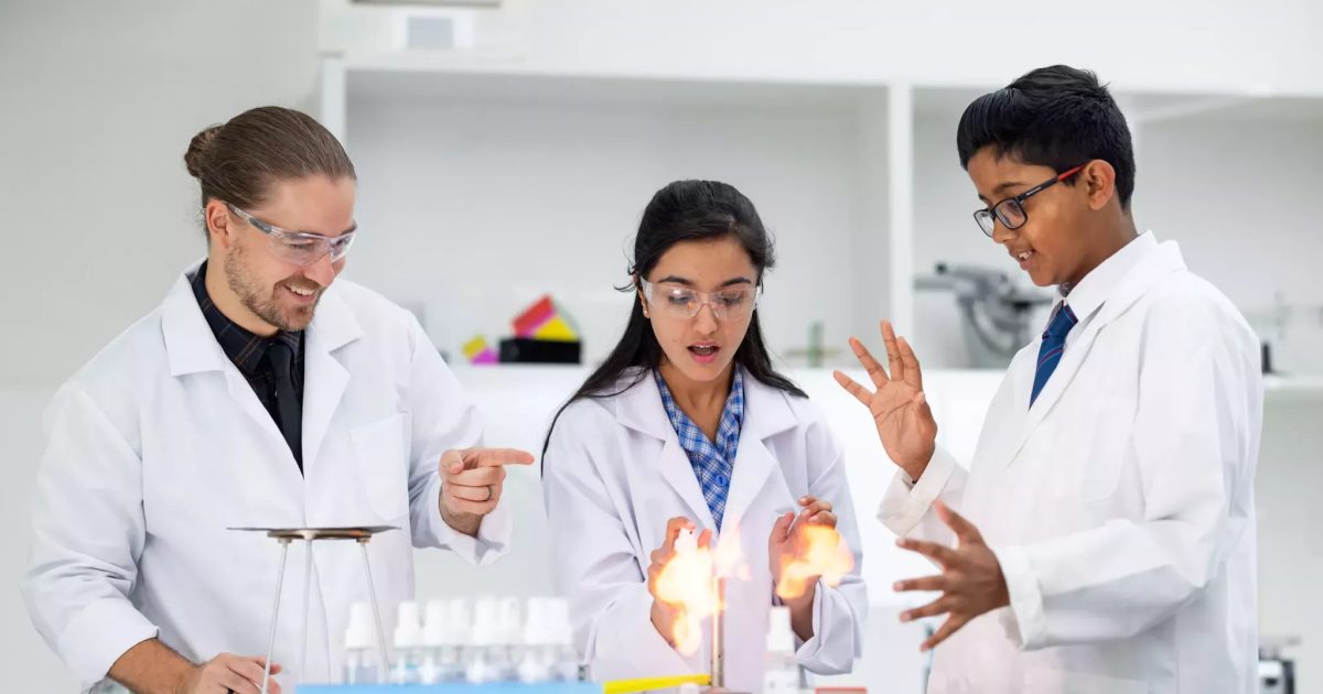 About us | Gilson College