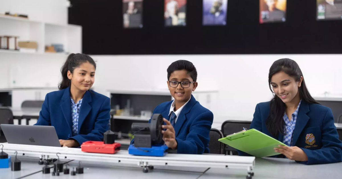 Scholarships | Gilson College